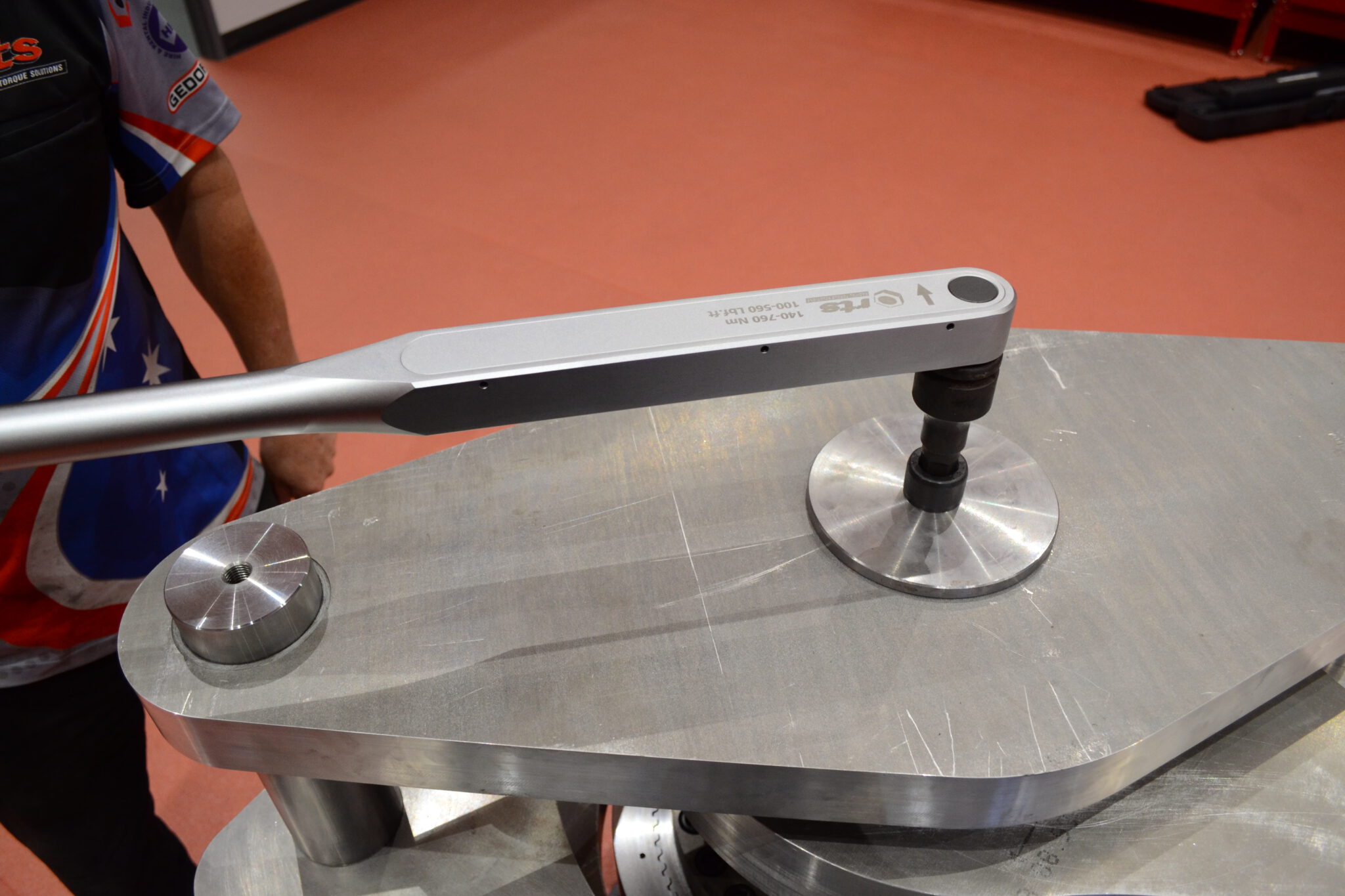 INDUSTRIAL TORQUE WRENCH - www.rts-asia.co.th